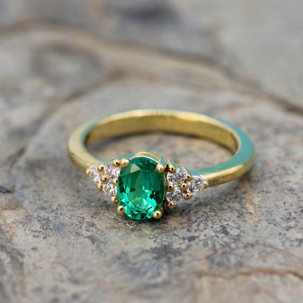 May Birthstone Emerald: Fun Facts and Custom Jewelry Ideas