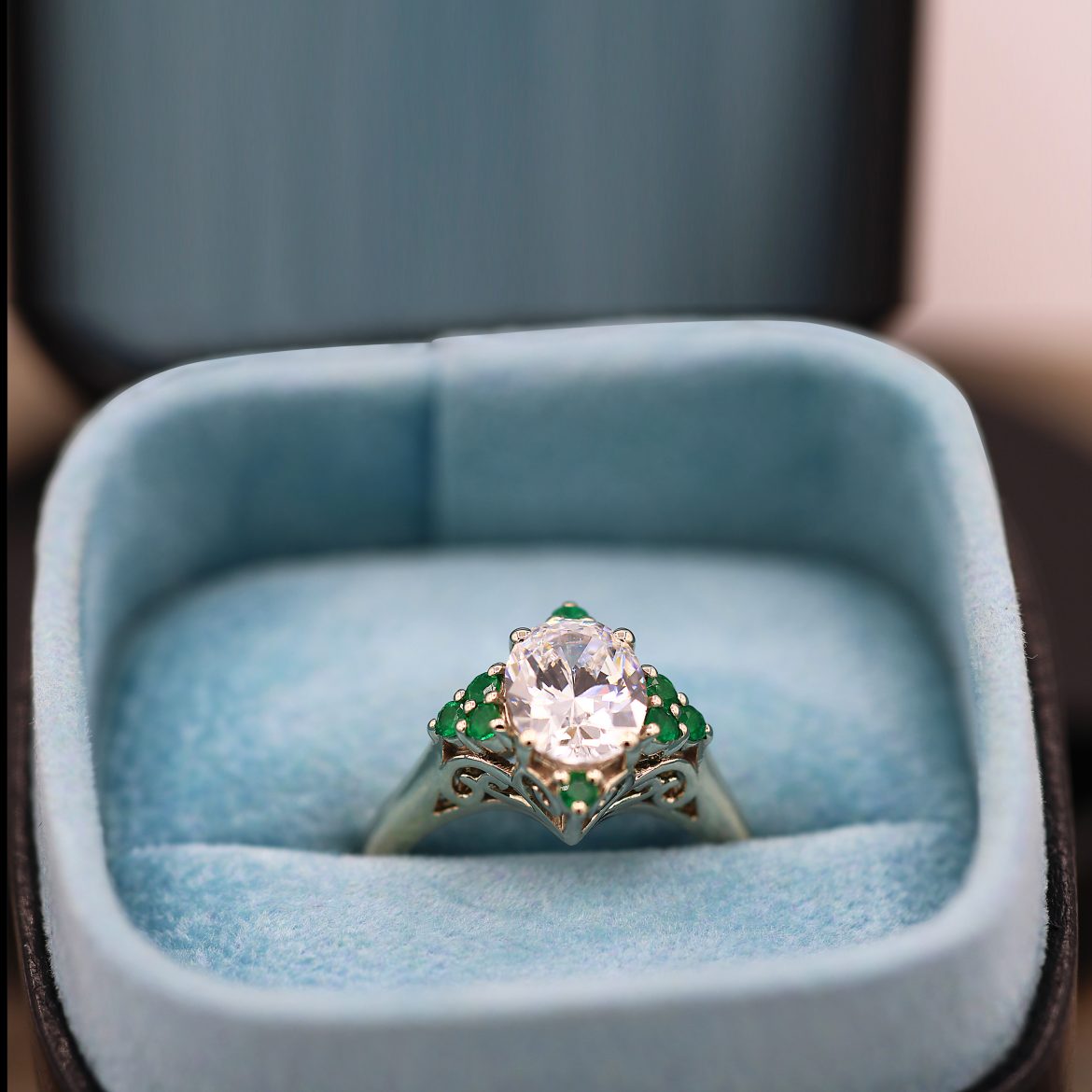 Custom Oval Engagement Ring: A Timely Embodiment of Elegance