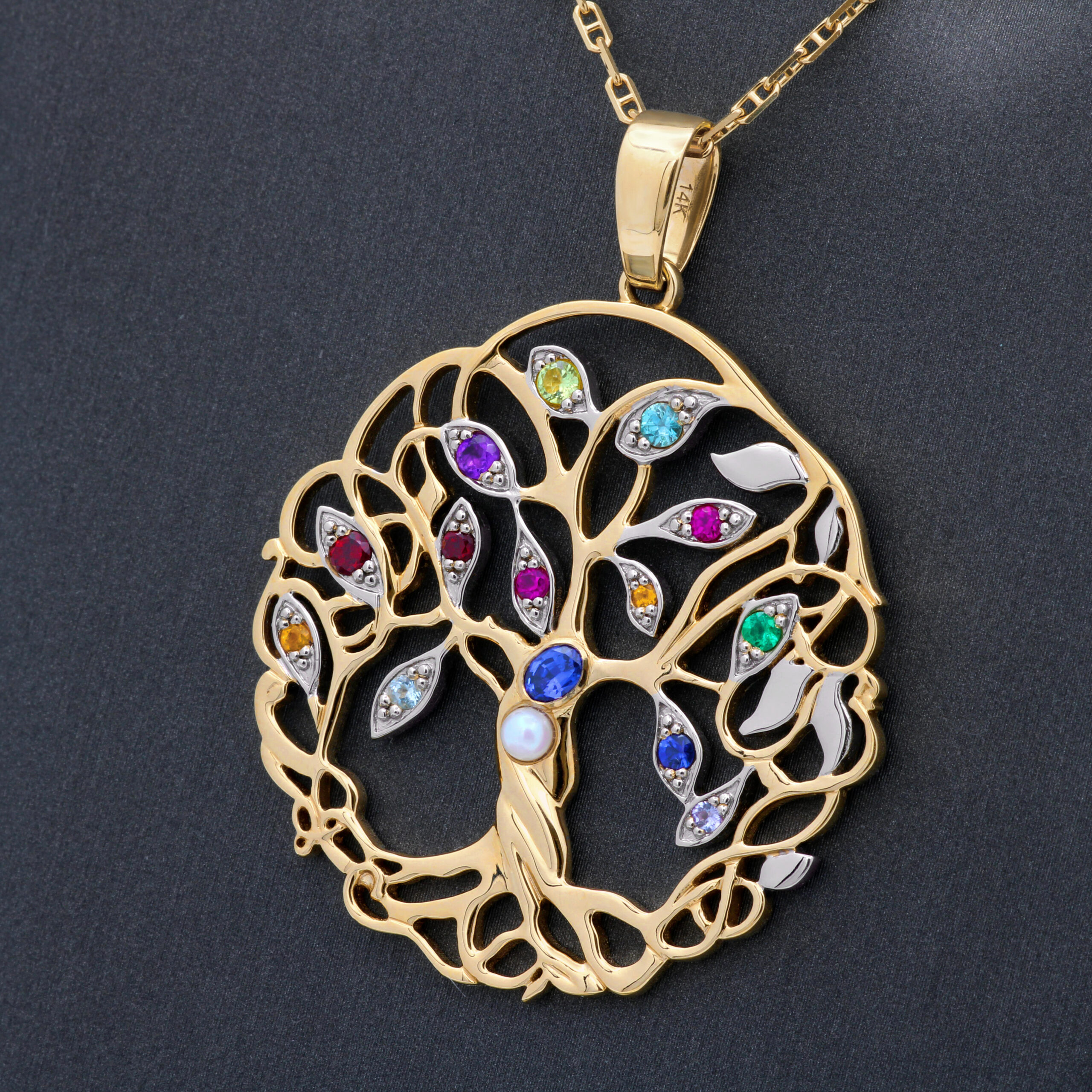 Family Tree Pendant » Custom Jewelry by Jewelrythis